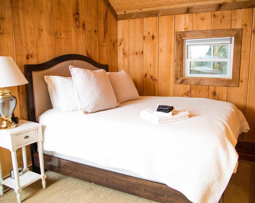 Blue Ridge Mountain Cottages | Romantic Northern Virginia Getaway